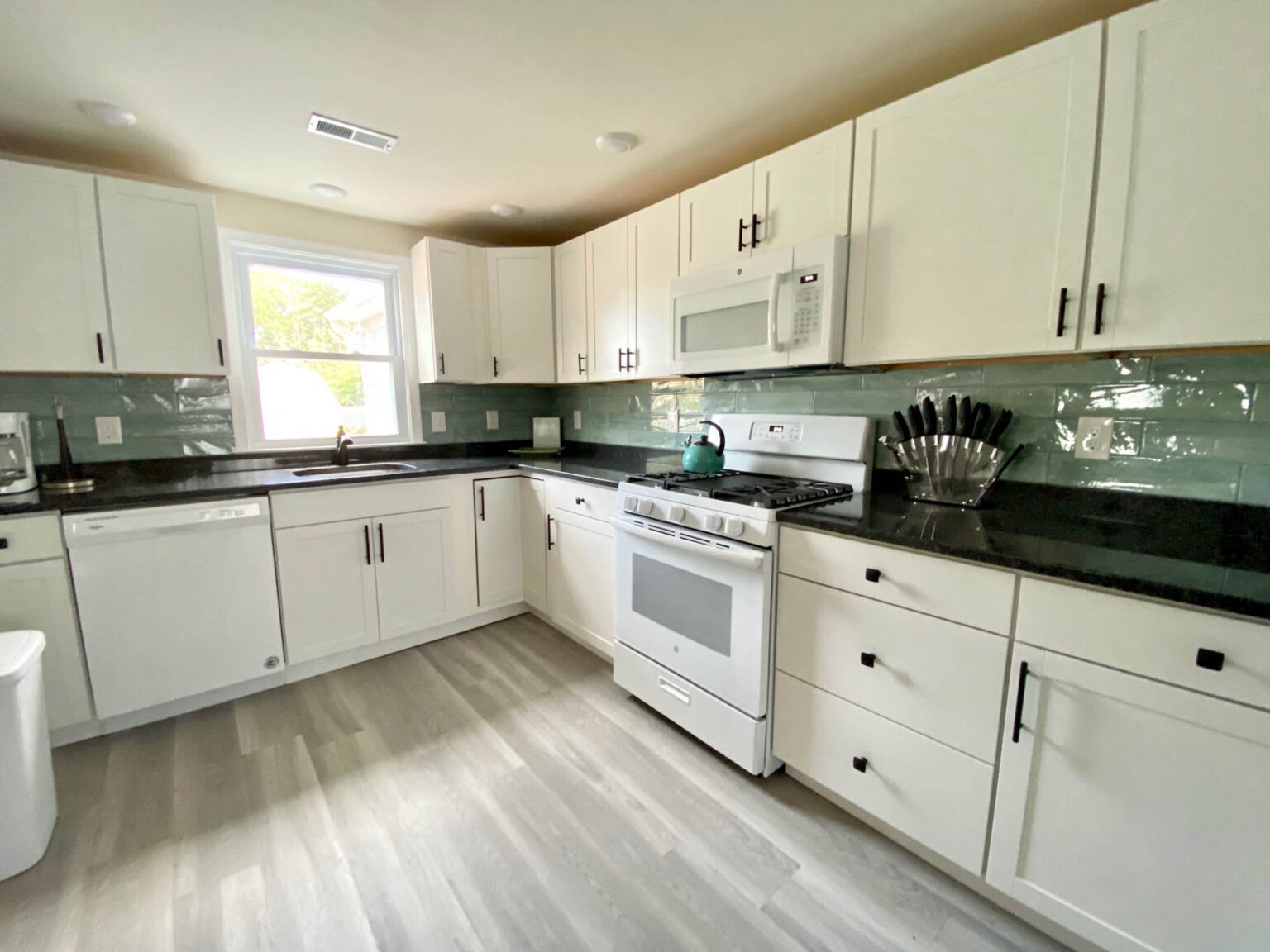 1203 Holmes Ave — Cape May Rentals